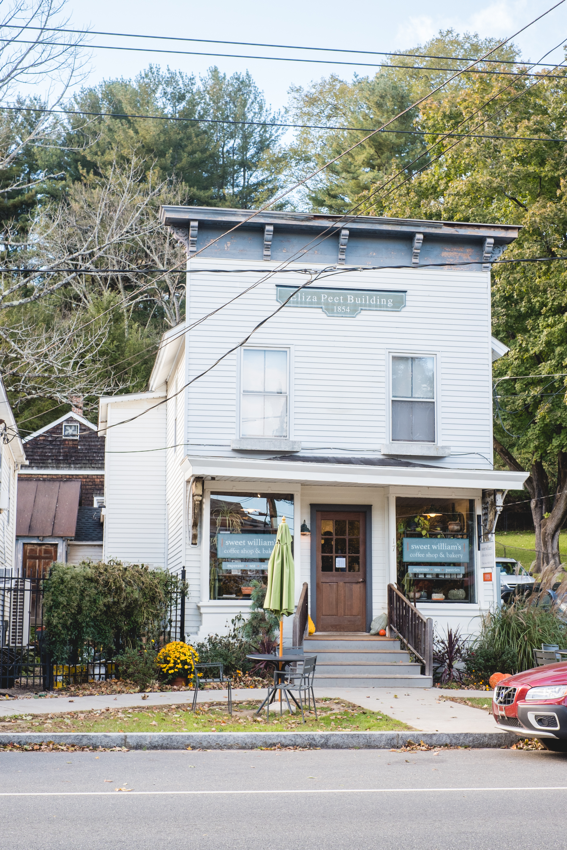 The Great Connecticut Fall Foliage Road Trip | Connecticut Charm » Live ...