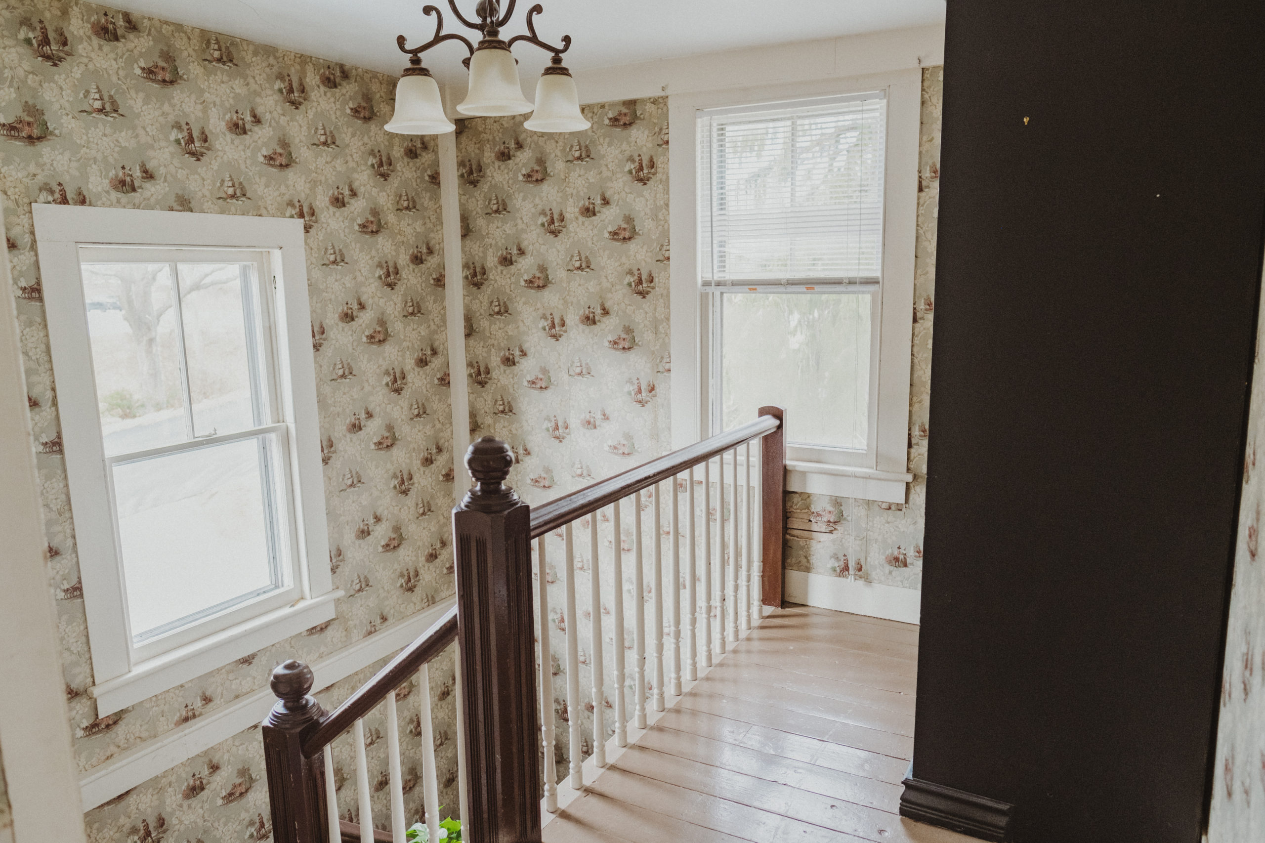 Our Empty House Tour | Welcome To Happiness House - Live Lovely Photography