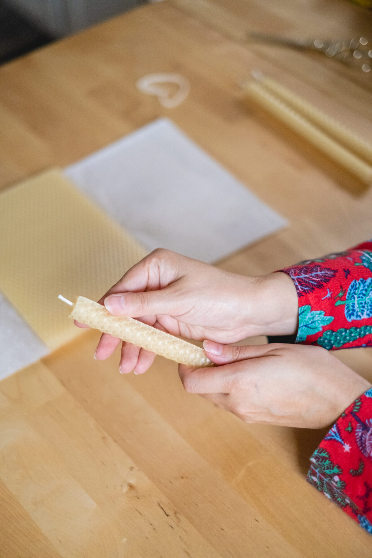 Bees Wax Taper Candle Making For Beginners - Live Lovely Photography